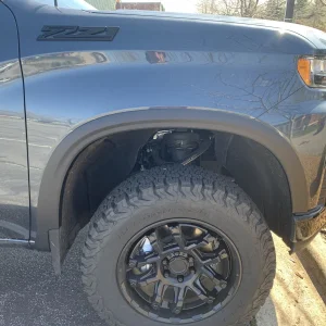 35” tires on stock trail boss with stock wheels | Chevy Trail Boss Forum