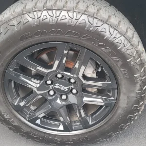 My 2020 Z71 Midnight Edition Trail Boss Wheel and tire 20240917_152946 ...