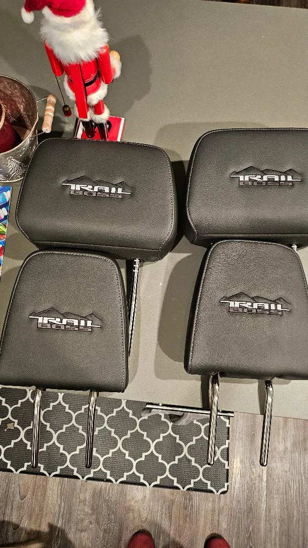 Head rests.webp | Chevy Trail Boss Forum
