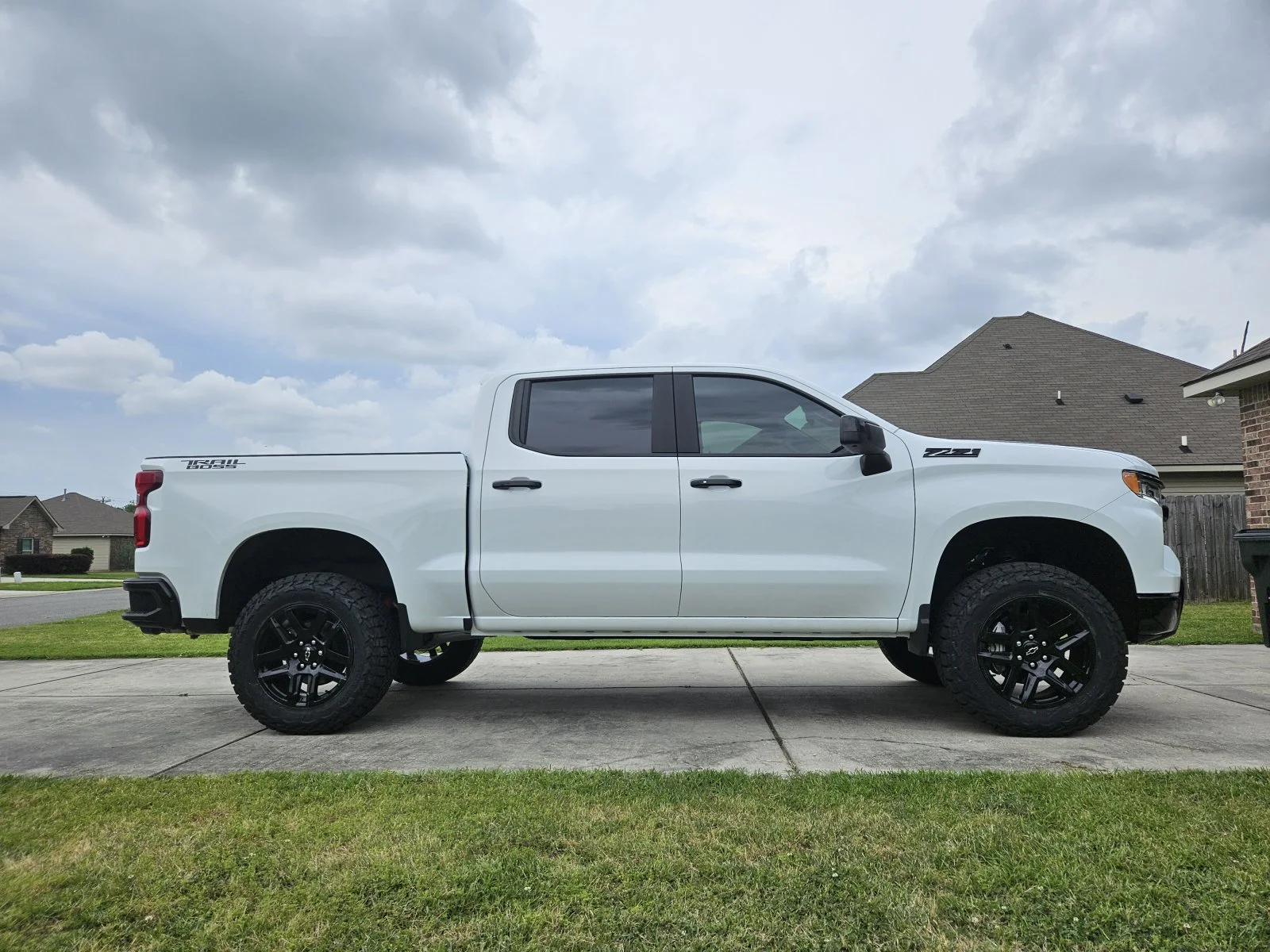 trail boss side view.jpg | Chevy Trail Boss Forum